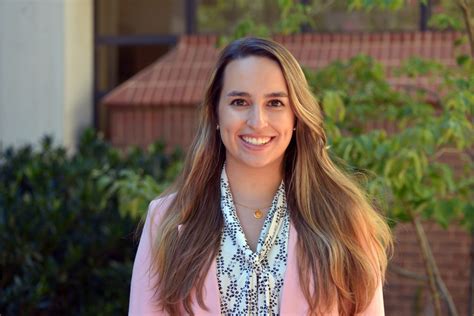 The Columns Career Paths Colleen Karlovich 24l Washington And Lee University