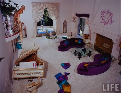 Take A Look Inside Jayne Mansfields Splendor Pink Palace ~ Vintage