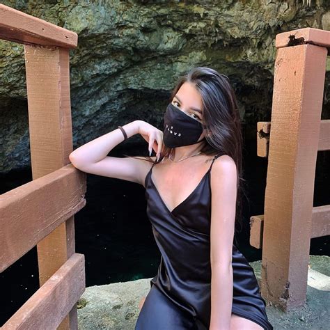 Тендерлибае Tenderlybae Амина Мирзоева — инстаграм и фото без маски биография и видео личная