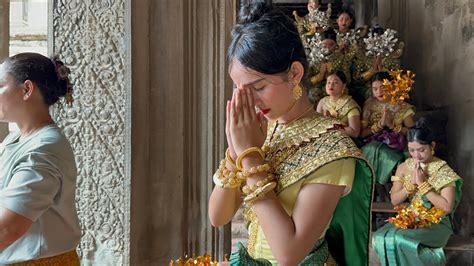 សួស្ដីឆ្នាំថ្មី ទេវតា២០២៣ ពិតជាស្អាតណាស់ Youtube