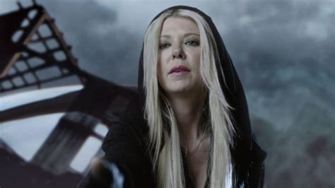 Bild Zu Tara Reid Sharknado 4 The 4th Awakens Bild Tara Reid