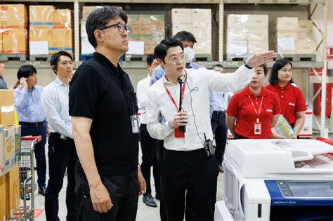 บริษัท ซีพี แอ็กซ์ตร้า จำกัด มหาชน จับมือกับบริษัท ทรู ลีสซิ่ง จำกัด ให้การต้อนรับ บริษัท