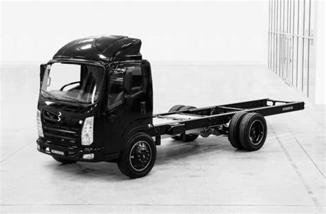 American Ev Automaker Bollinger Reveals An Ev Box Truck Us News