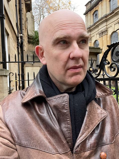 Tom Tomaszewski Medium