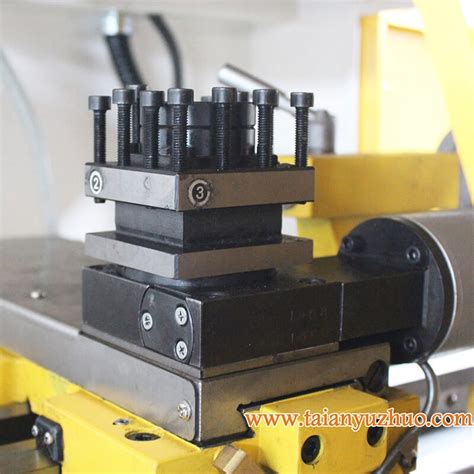 Cnc Lathe Machine Cnc210 Yuzhuo