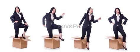 흰색 배경에 여러 상자를 들고 있는 여자 사진 무료 다운로드 Lovepik