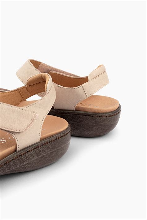 Ariel Ii Nude Python Sizeable Shoes And Accessories