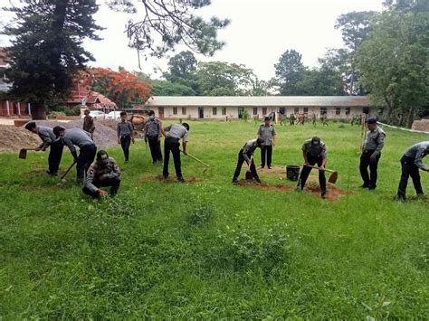 ပြင်ဉီးလွင်မြို့ရှိ အမှတ် ၃ အခြေခံပညာအထက်တန်းကျောင်းအတွင်း သန့်ရှင်းသာယာလှပရေးအတွက် စုပေါင