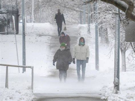 Цасан шуурганы улмаас 12 мужийн 811000 орчим айл өрх аж ахуйн нэгжийн цахилгаан тасарчээ