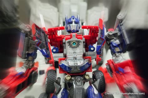 Transformers Aoe Optimus Prime Evasion Mode Ko Oversize