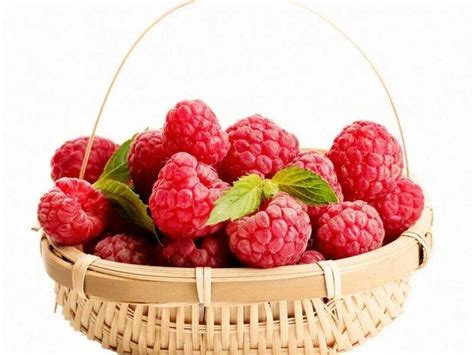 Малина картинка для детей на прозрачном фоне