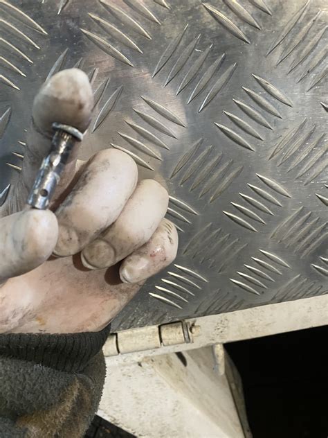 Замена главного цилиндра сцепления — Nissan Atlas 2 7 л 1993 года запчасти Drive2