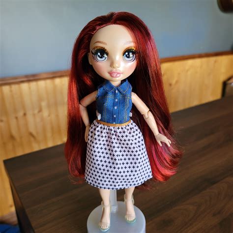 Ruby Anderson Cardinal Burgundy Hair With Blue Eyes 💖 R Rainbowhigh