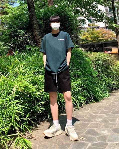 夏季清新干净男生穿搭 夏季男生穿搭推荐 伊秀服饰网 yxlady