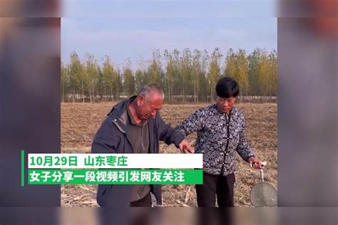奶奶去世100天爸爸沉默寡言，到坟前忍不住痛哭，一句话让人破防。爸爸奶奶