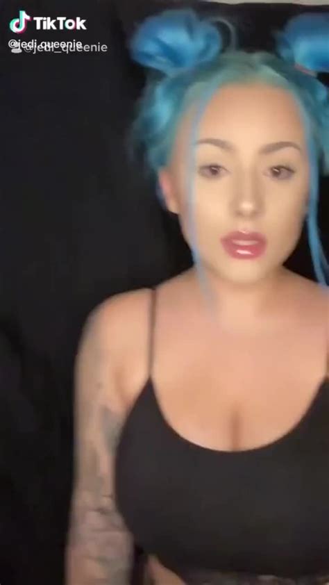 Wait For Ittik Tok Thot Showing Her Kinky Side On Her Onlyfns Watch