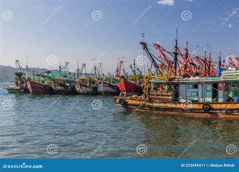 Fishing Bots In The Port Of Kota Kinabalu Sabah Malays Stock Image