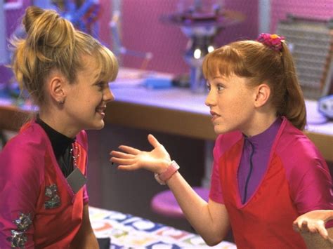 Supernova Girl Zenon