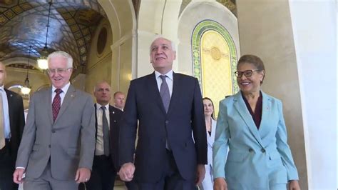 Վահագն Խաչատուրյանը հանդիպել է Լոս Անջելեսի քաղաքապետ Կարեն Բասսի հետ