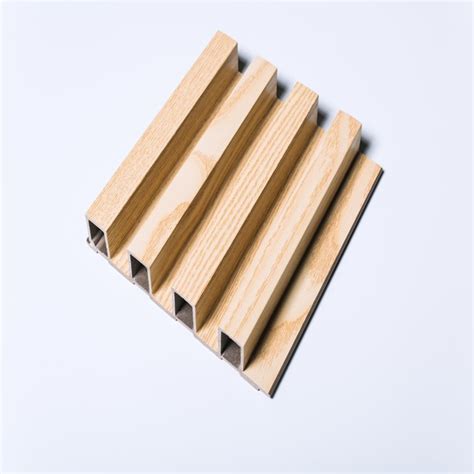 Виробники постачальники фабрика гарячих продажів рифлених стінових панелей у Китаї оптова