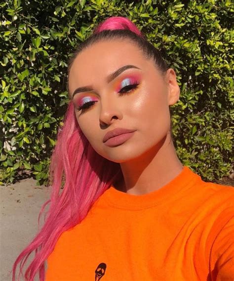 Pin By S0rry Wh0 On Talia Mar Hair Beauty Colorful Makeup Beauty Makeup