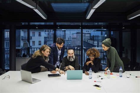 Dmaic Model The 5 Phase Dmaic Process To Problem Solving