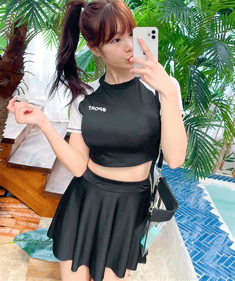 당일출고 2pcs스포티크롭탑 투피스수영복2시이전주문시래쉬가드스윔웨어비치웨어바캉스룩루즈핏래쉬가드빅사이즈래쉬가드레쉬가드휴양지룩워터레깅스 에이블리