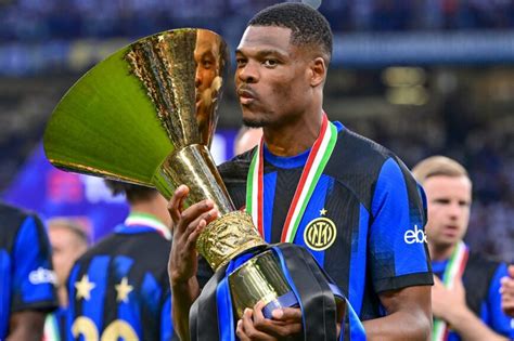 Denzel Dumfries Accepteert Miljoenendeal Soccernews Nl