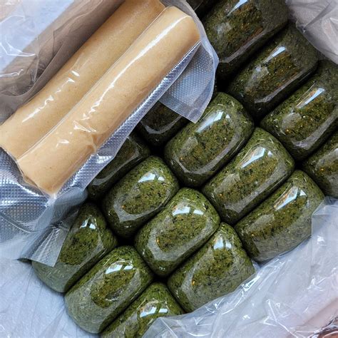 [무료배송 이벤트] 속 편안하게 드시기 좋은 현미 쑥인절미 입니다 집에서방앗간