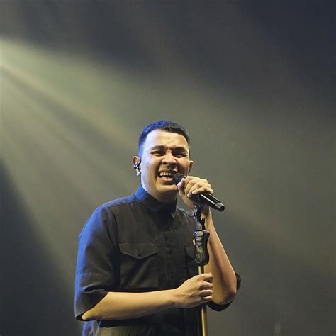 Tulus Diri Lyrics
