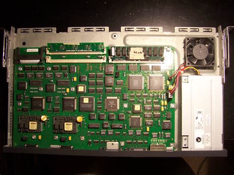 Upgrading The Memory In A Cisco 2500 Series Router 9 Steps Instructables