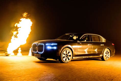 The Ultimate Bulletproof Bmw Escaping An Attack In The Armoured I7