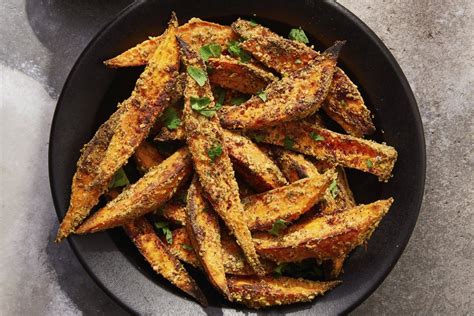 Ditch The Cloying Casserole For Tahini Roasted Sweet Potatoes With Za