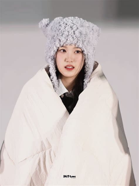 241214 윤지윤 걸그룹 갤러리 에펨코리아