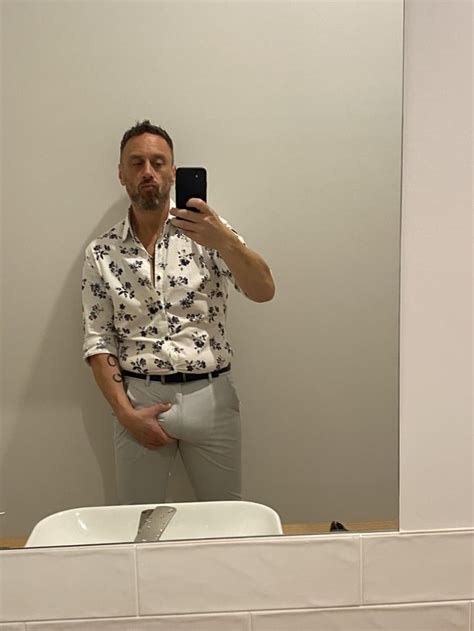 Aussie Dad Bulge Check Rlemmeseeyourbulge