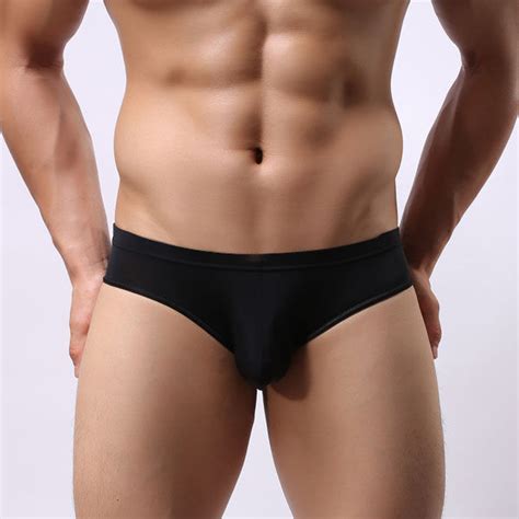 [แพ็ค1ชิ้น] กางเกงในไอซ์ซิลค์กางเกงในทรงสามเหลี่ยมผู้ชายเอวต่ำผ้าลื่นเย็นสบายกระชับสัดส่วนรัดรูป