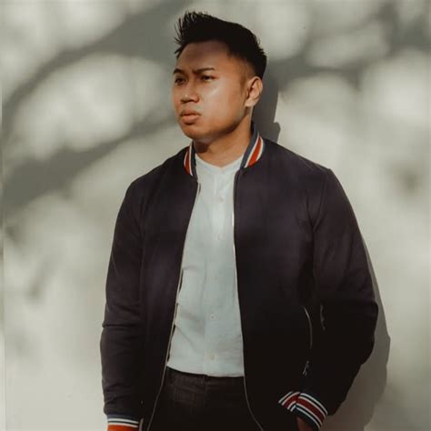 Hans Hamid Hans Hamid On Threads