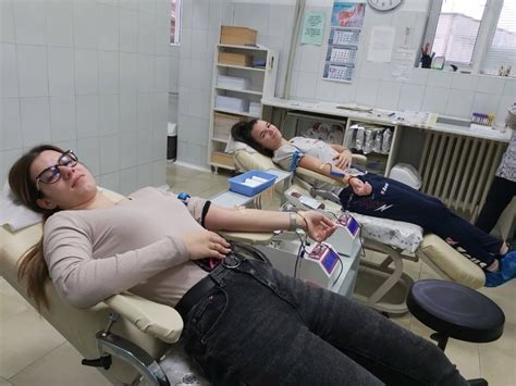 Ученици инициират кампания за безвъзмездно кръводаряване