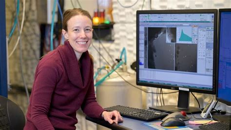 U S Researchers Discover Solar Wind Hydrogen For Space Christopher