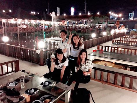 ครัวโบราณบันเทิงเทียนทะเล บางขุนเทียน ครัวโบราณบันเทิง Facebook