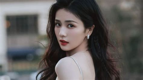 Top 15 Diễn Viên Nữ Xinh đẹp Nổi Tiếng Nhất Xứ Trung Quốc