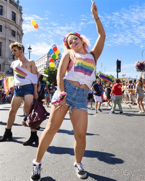 Any Style Goes For The Pride In London Parade Just Make Sure It S Fabulous Pride Parade Ideas