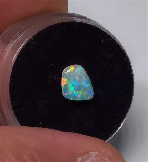 Australian Coober Pedy Opal Crystal 080ct Natural Solid Opal