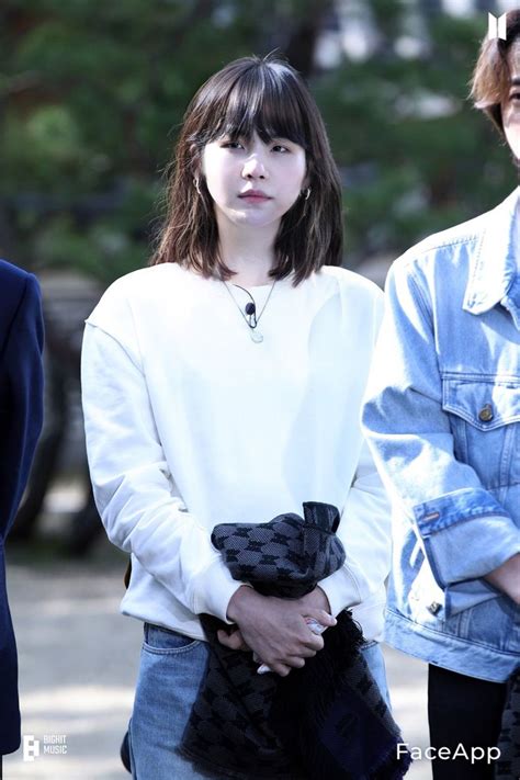 ปักพินโดย Imqueenjjin ใน Bts Edit Fem แทฮยอง