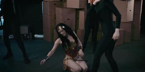 Wonder Woman In One Dumb Woman Meet The Fembots Tnaflix Com