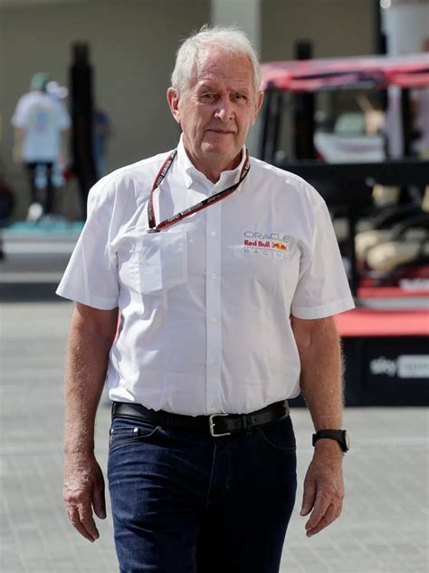 Helmut Marko calificó como un error estúpido el choque de Checo Pérez en las Qualys del GP de