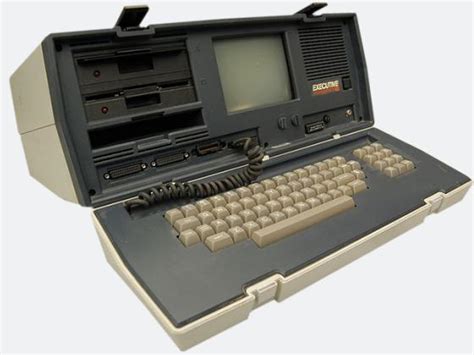 Osborne Occ 2 Executive Vintage Computer