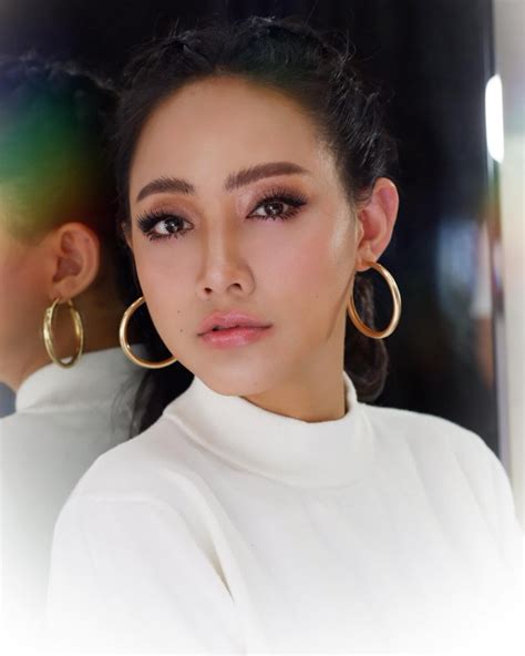 កុំចេះតែថាកែកុន ឌុច លីដា កាច់ច្រមុះឲ្យមើលភ្លាមៗ មានវីដេអូ Khmerload Cambodia Latest News