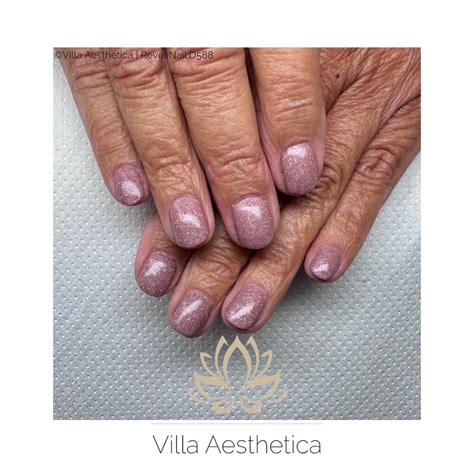 Nageldesign Dezentes Nudeschimmer Villa Aesthetica