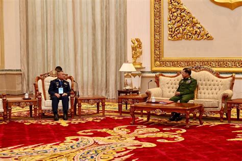 နစက ဥက္ကဋ္ဌအား ထိုင်းဘုရင့်လေတပ်ဦးစီးချုပ် ဦးဆောင် သည့် ကိုယ်စားလှယ်အဖွဲ့ လာရောက်တွေ့ဆုံ